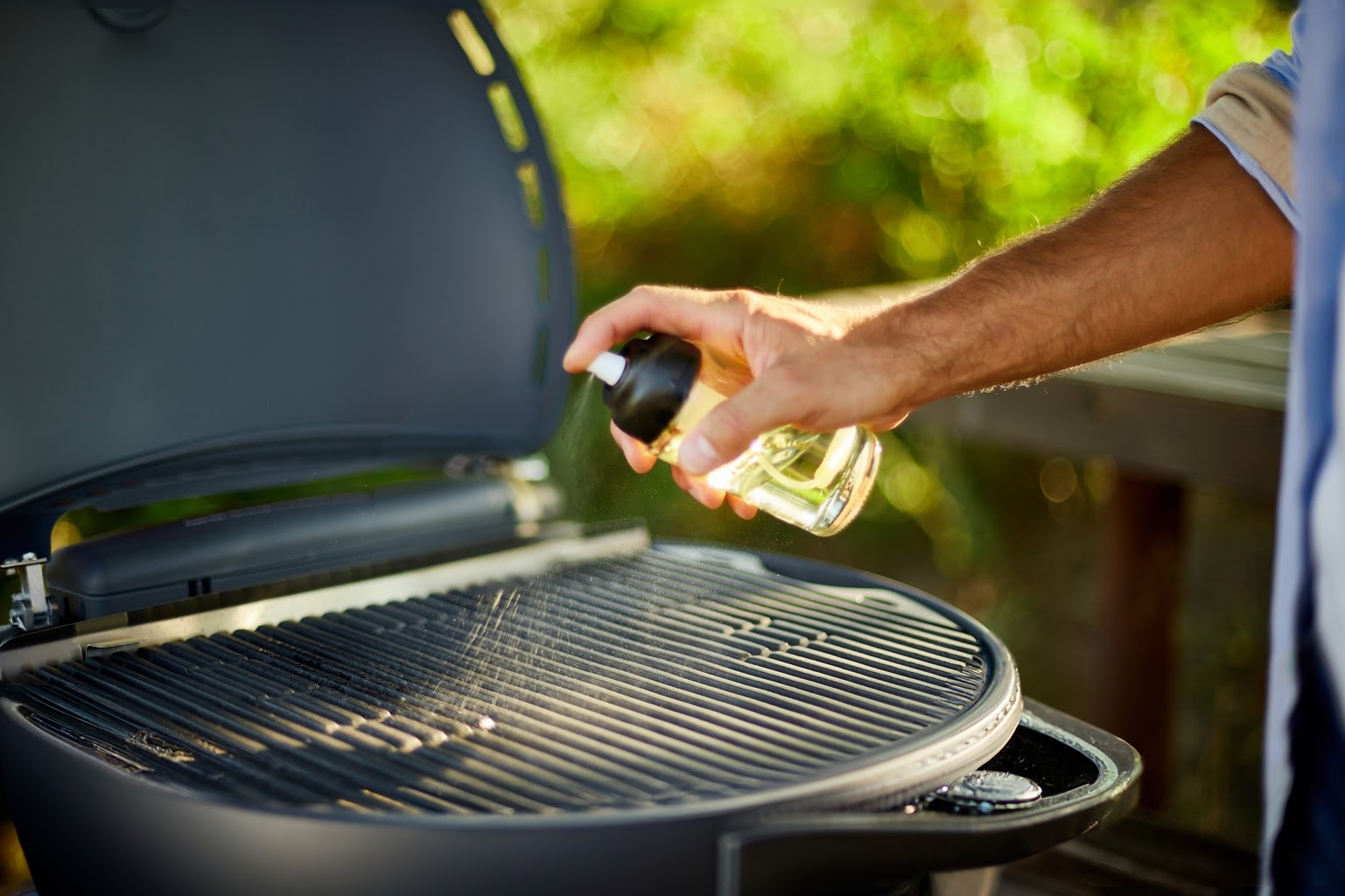 How To Season And Protect Your Grill For Its First Use